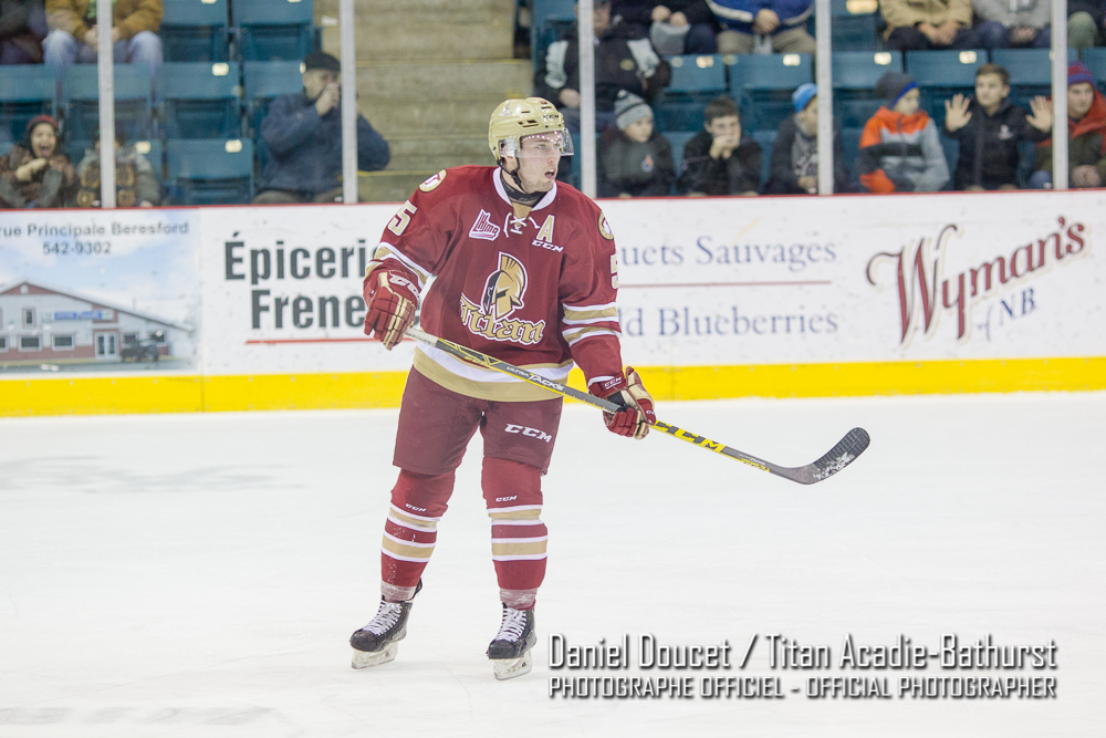 Victoire du Titan contre le Phoenix - Titan d'Acadie-Bathurst