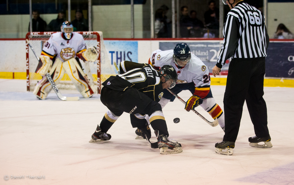 Islanders Faceoff Against the Titan - Charlottetown Islanders