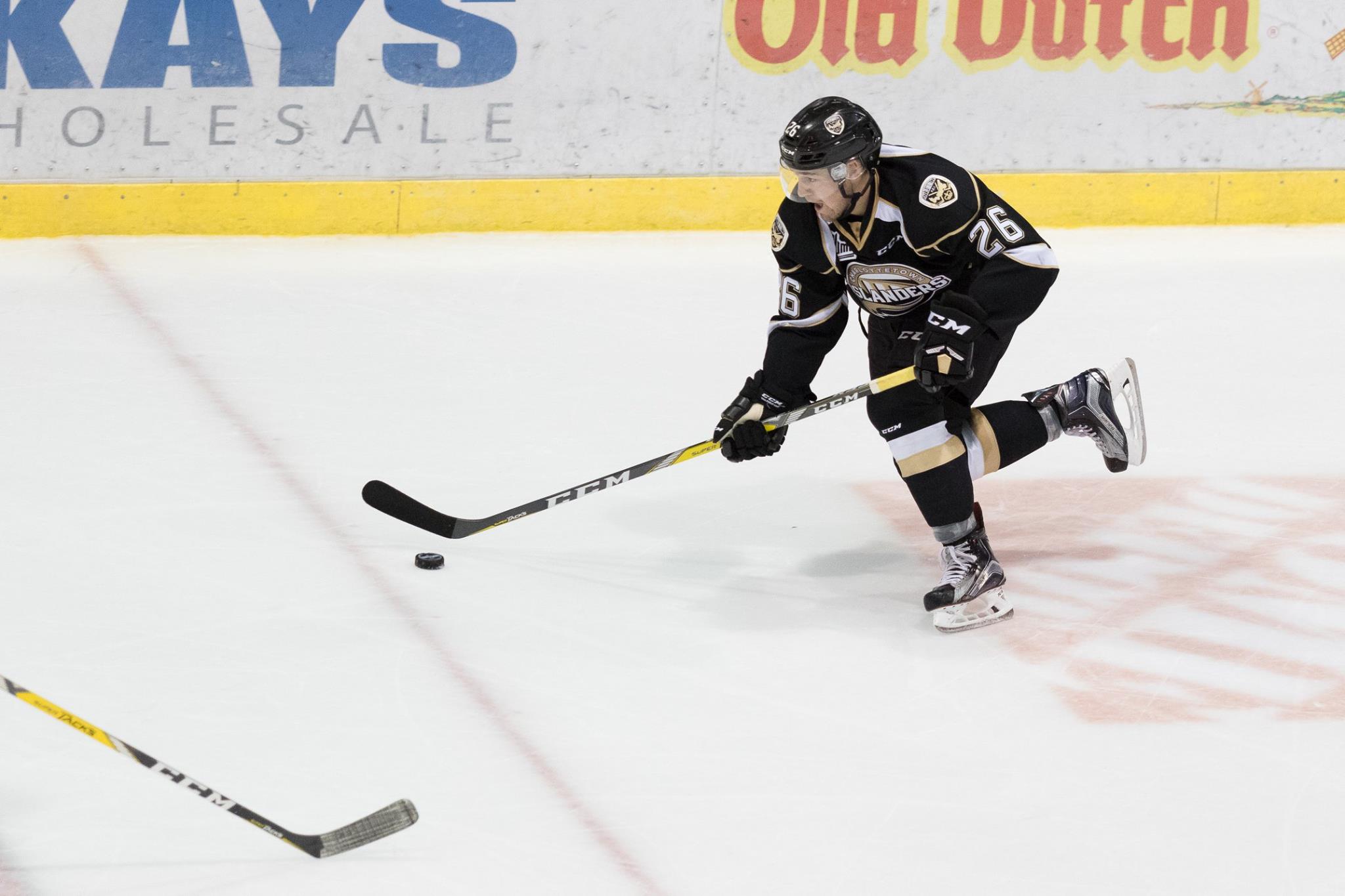 Islanders close out Quebec road trip with loss to Sagueneens ...
