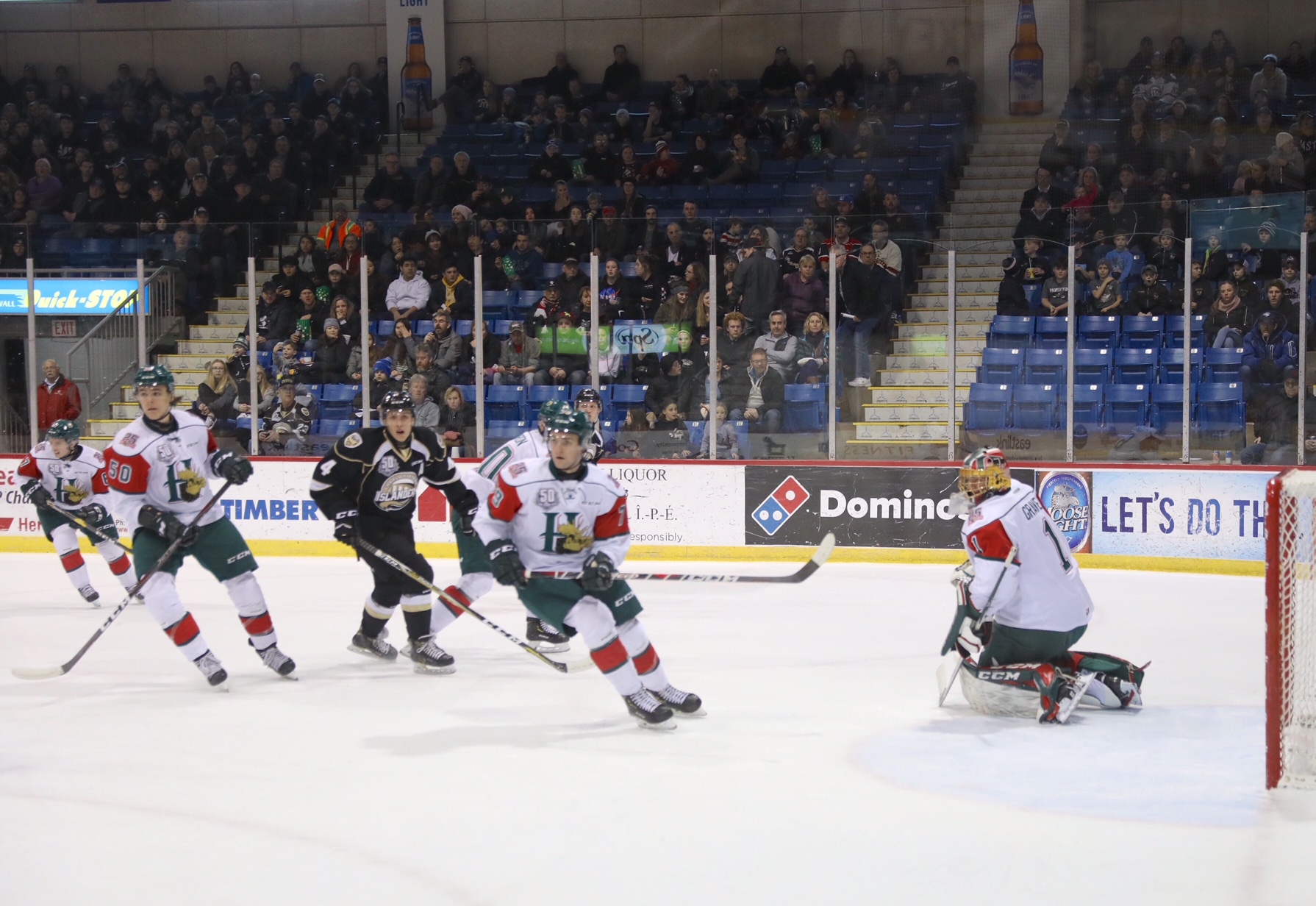 Big impact from new Islanders leads to victory over Mooseheads ...