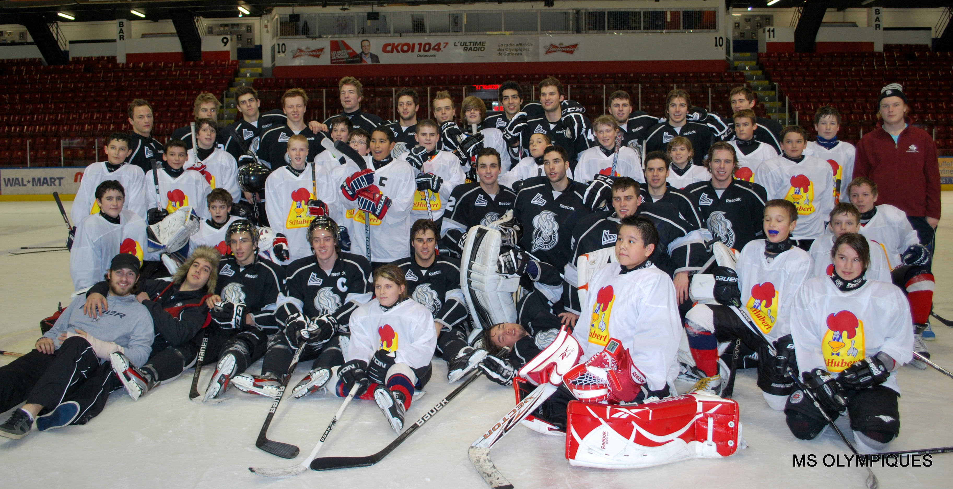 The spirit was festive at the Robert Guertin center - Les Olympiques de ...