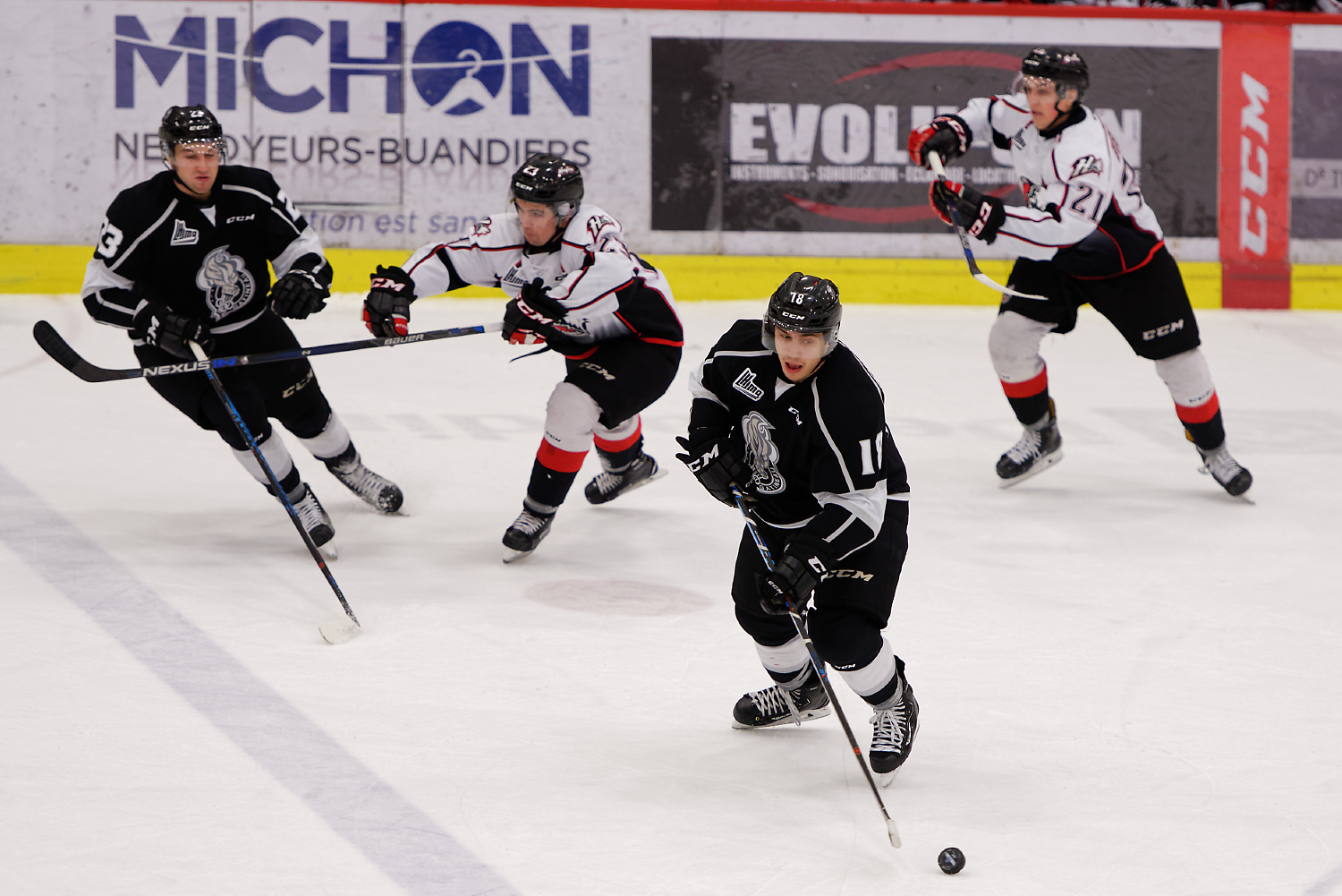 En images: 8 mars Huskies/Olympiques - Huskies de Rouyn-Noranda