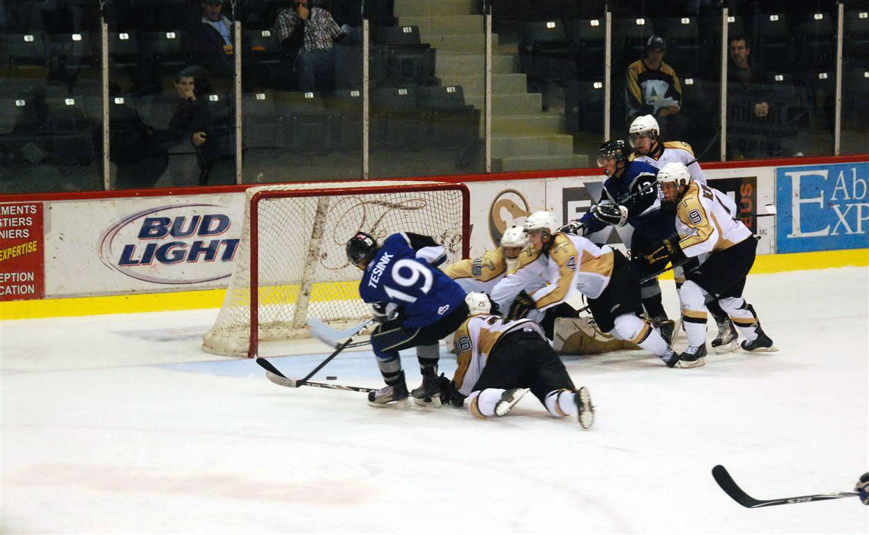 ARMADA PUT AN END TO THE SEA DOGS STREAK - Saint John Sea Dogs