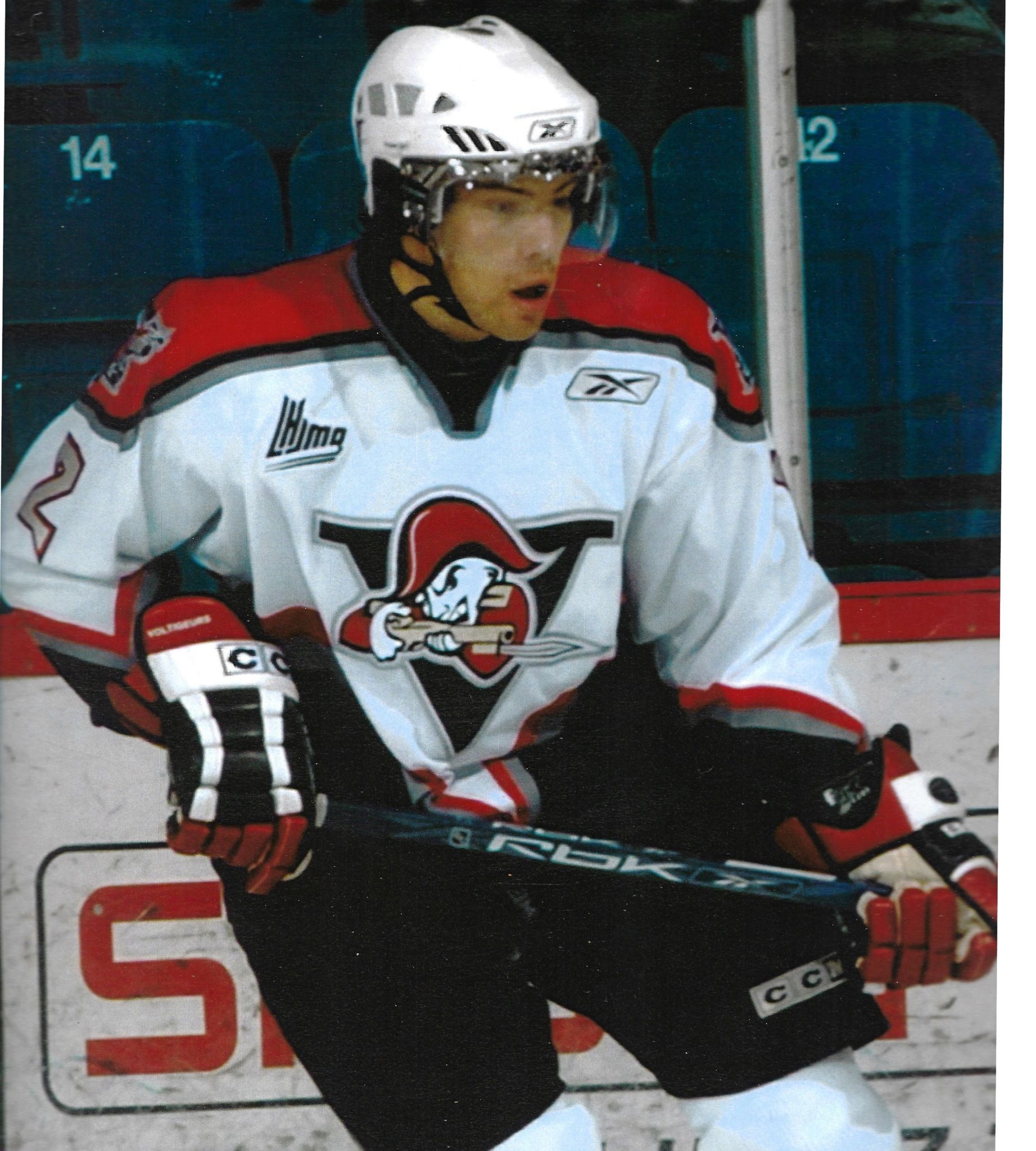 Our Alumni | Jules Melanson, from D-man to Doctor - LHJMQ