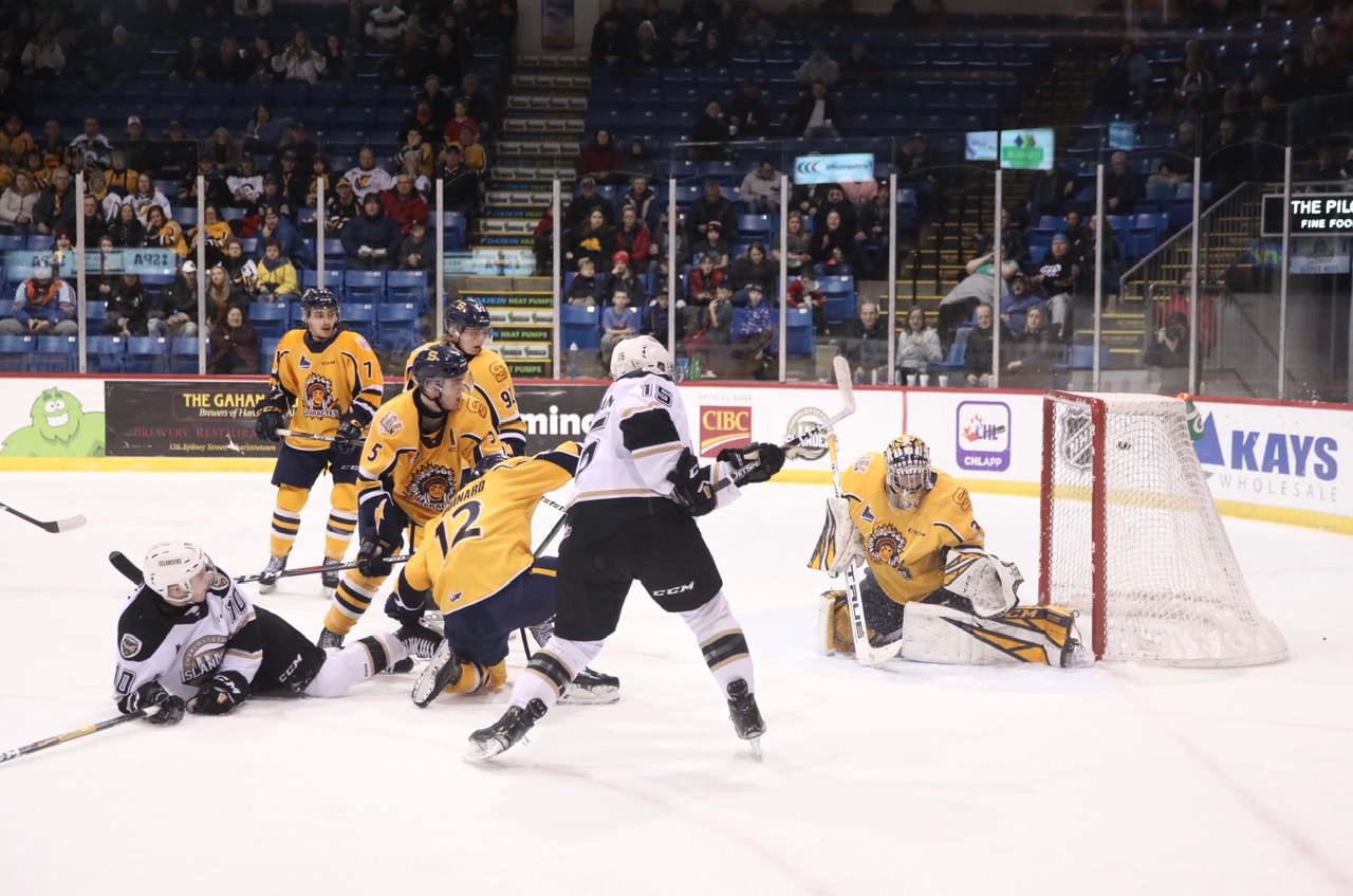 Crossman completes Charlottetown comeback over Cataractes ...