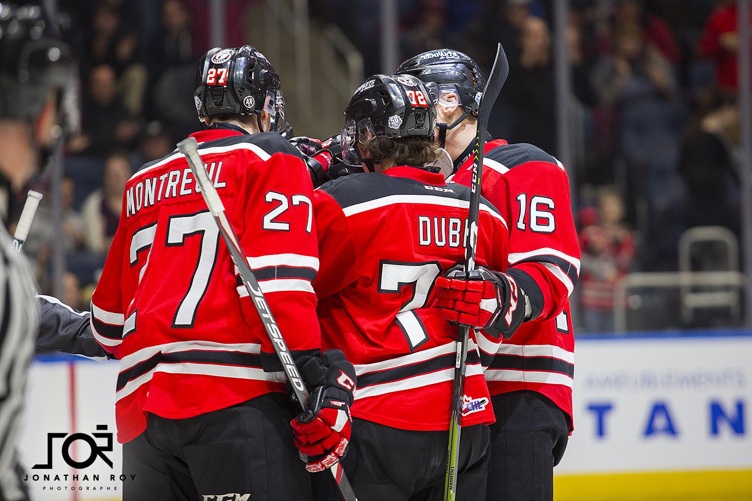 LES REMPARTS COMPLÈTENT LEUR ALIGNEMENT - Remparts de Quebec